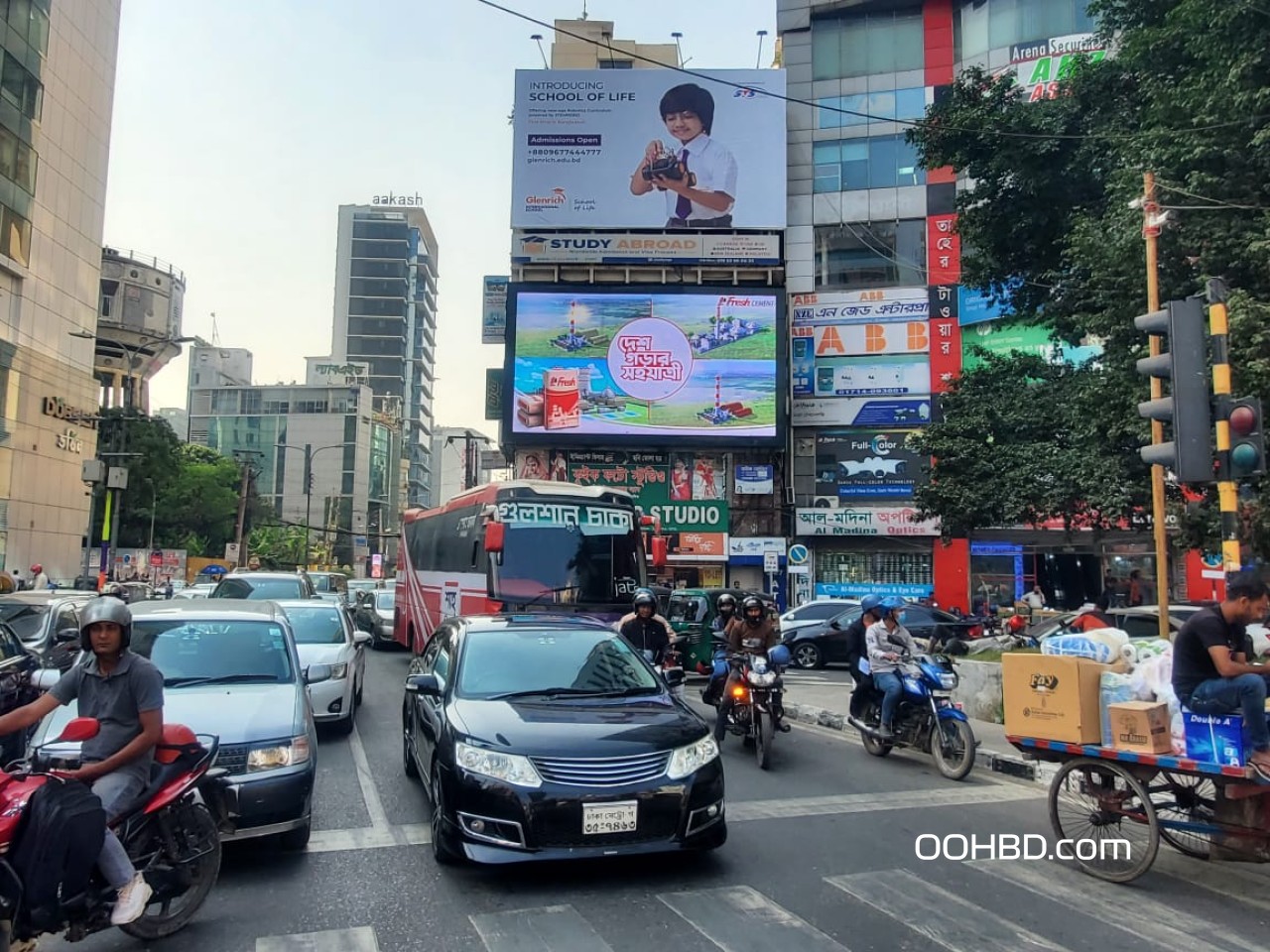 LED Billboard at Gulshan-2 Baridhara Facing
